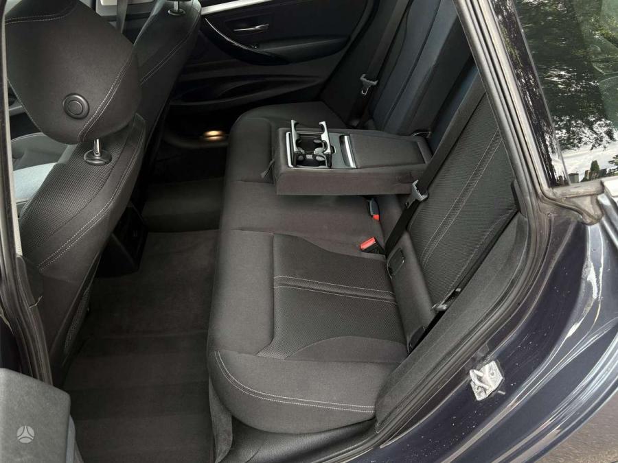 Grey BMW 320 Gran Turismo 2018 in Kaunas, with an engine capacity of 2.00 L and mileage of 305 thousand km for 12300 €, photo 26 on AUTOMOTO.COM.LV