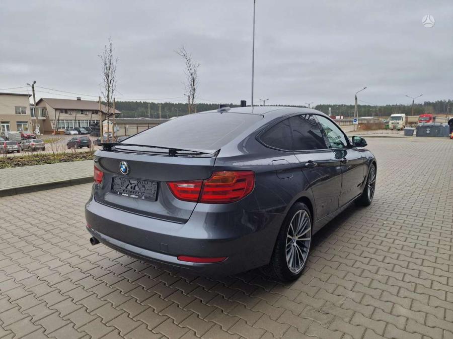 Grey BMW 320 Gran Turismo 2014 in Vilnius, with an engine capacity of 2.00 L and mileage of 213 thousand km for 12799 €, photo 7 on AUTOMOTO.COM.LV