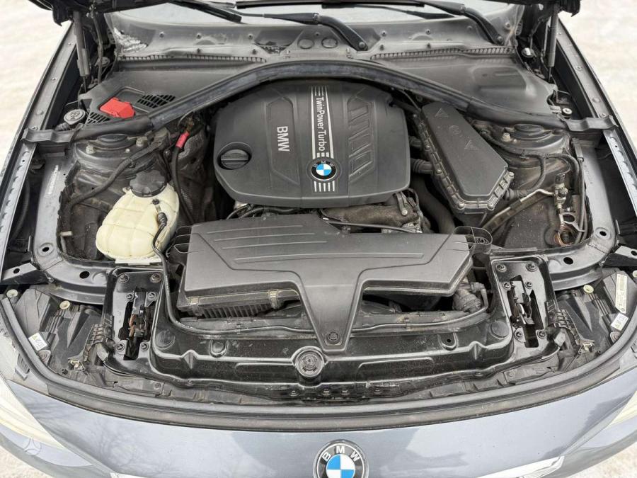 Pelēks BMW 320 Gran Turismo 2013 Kazlų Rūda, ar dzinēja tilpumu 2.00 L un nobraukumu 310 tūkst. km par 9500 €, foto 28 vietnē AUTOMOTO.COM.LV
