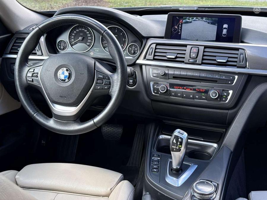Pelēks BMW 320 Gran Turismo 2013 Prienai, ar dzinēja tilpumu 2.00 L un nobraukumu 237 tūkst. km par 10950 €, foto 31 vietnē AUTOMOTO.COM.LV