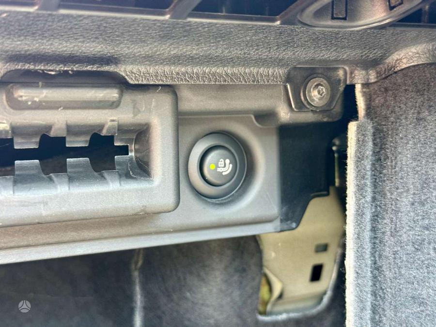 Grey BMW 320 Gran Turismo 2013 in Vilkaviskis, with an engine capacity of 2.00 L and mileage of 246 thousand km for 10900 €, photo 27 on AUTOMOTO.COM.LV