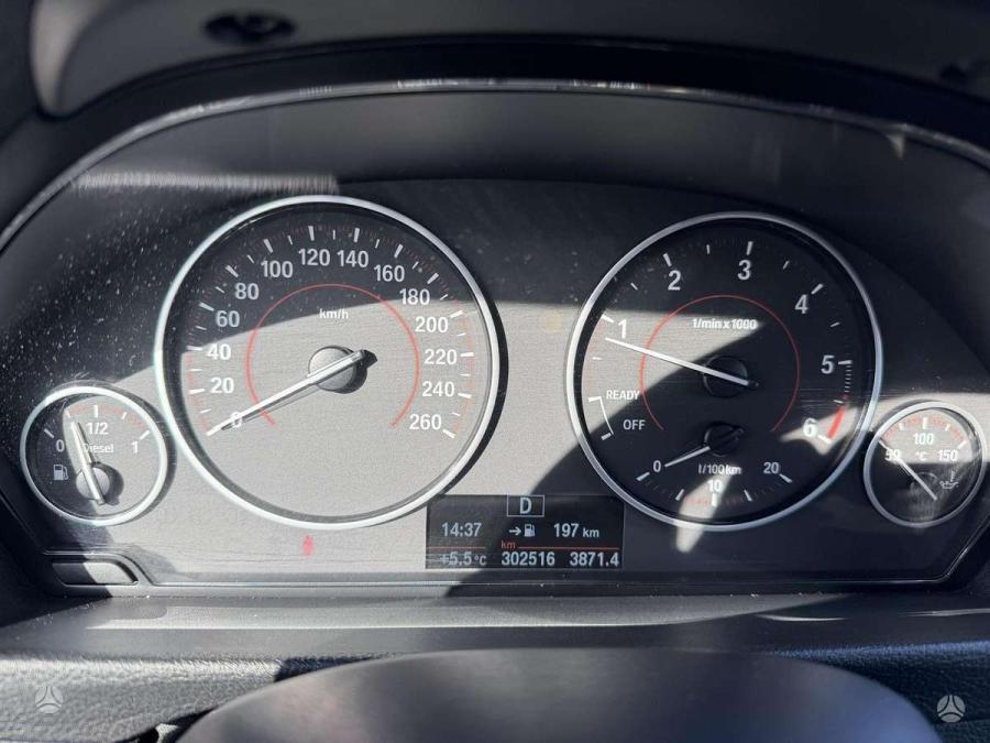 Grey BMW 320 Gran Turismo 2013 in Vilnius, with an engine capacity of 2.00 L and mileage of 303 thousand km for 8500 €, photo 14 on AUTOMOTO.COM.LV