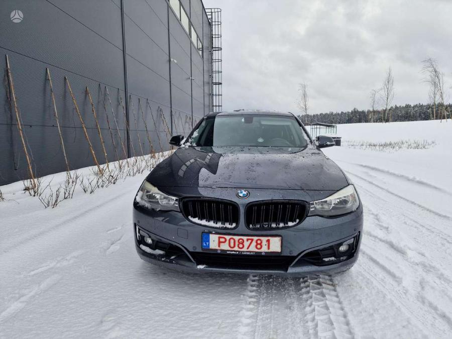 Grey BMW 320 Gran Turismo 2014 in Vilnius, with an engine capacity of 2.00 L and mileage of 212 thousand km for 12199 €, photo 4 on AUTOMOTO.COM.LV