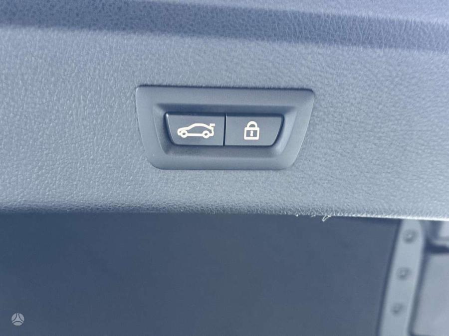 Grey BMW 320 Gran Turismo 2014 in Kaunas, with an engine capacity of 2.00 L and mileage of 246 thousand km for 13400 €, photo 37 on AUTOMOTO.COM.LV