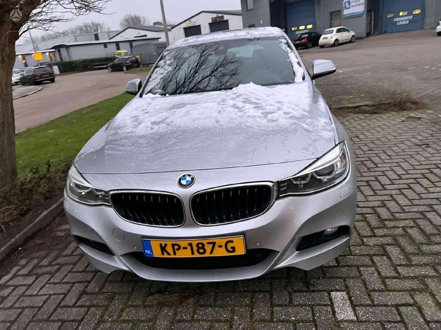 Pelēks BMW 320 Gran Turismo 2015 Kauņa, ar dzinēja tilpumu 2.00 L un nobraukumu 260 tūkst. km par 10898 €, foto 2 vietnē AUTOMOTO.COM.LV