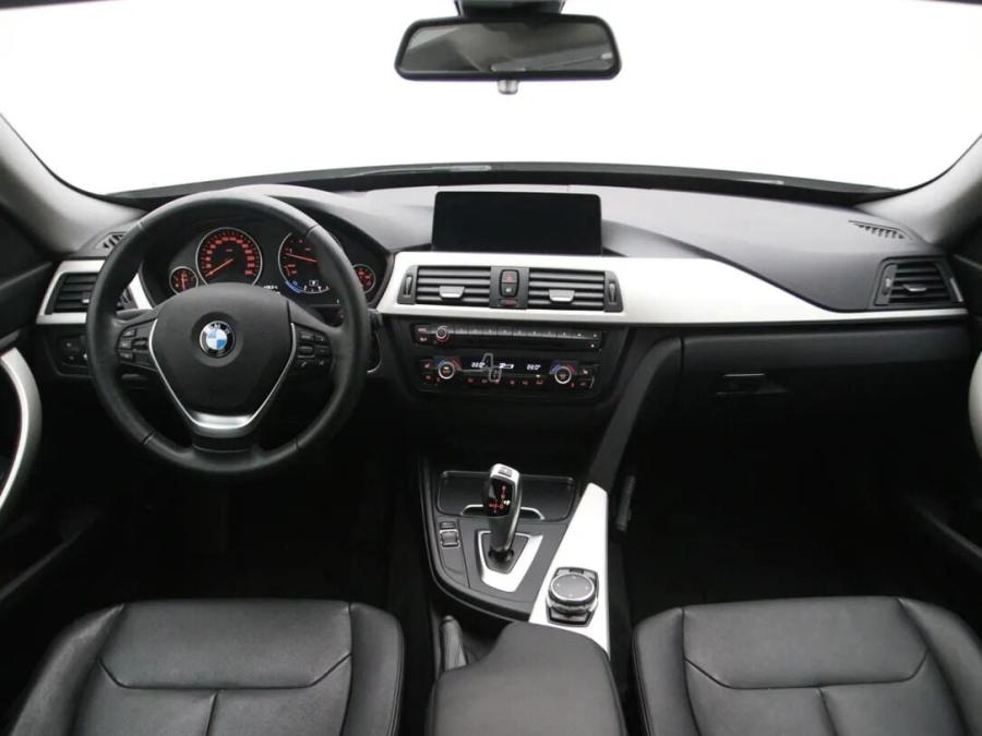 Grey BMW 320 Gran Turismo 2016 in Vilnius, with an engine capacity of 2.00 L and mileage of 209 thousand km for 13499 €, photo 3 on AUTOMOTO.COM.LV