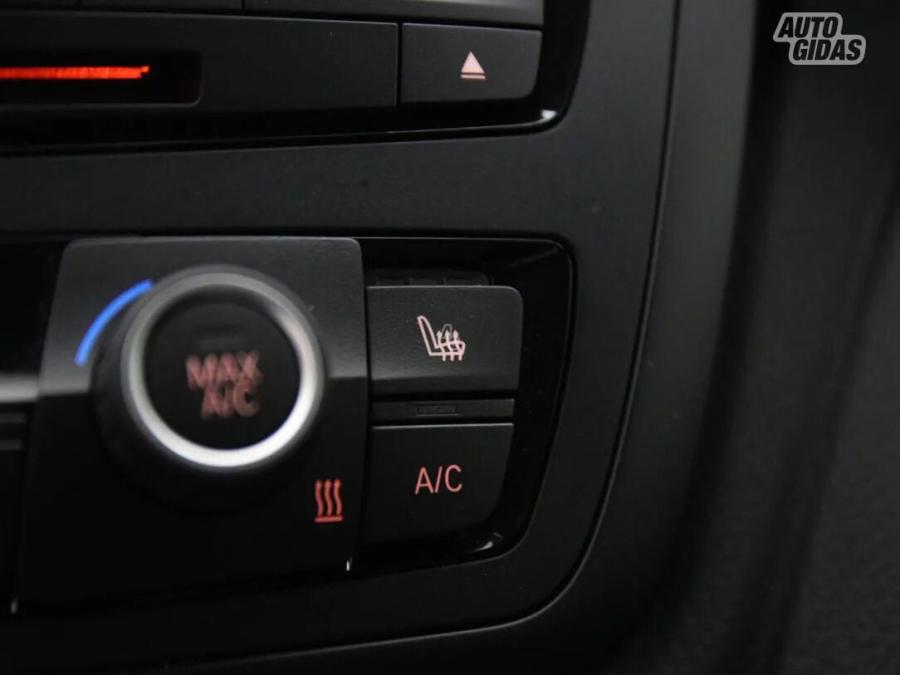 Grey BMW 320 Gran Turismo 2016 in Vilnius, with an engine capacity of 2.00 L and mileage of 209 thousand km for 13499 €, photo 30 on AUTOMOTO.COM.LV