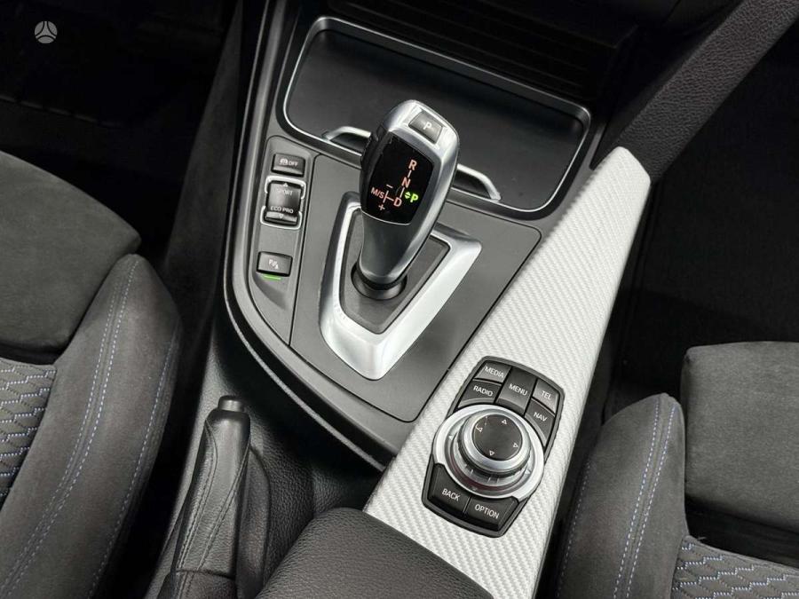 Grey BMW 320 Gran Turismo 2016 in Marijampole, with an engine capacity of 2.00 L and mileage of 331 thousand km for 10250 €, photo 29 on AUTOMOTO.COM.LV