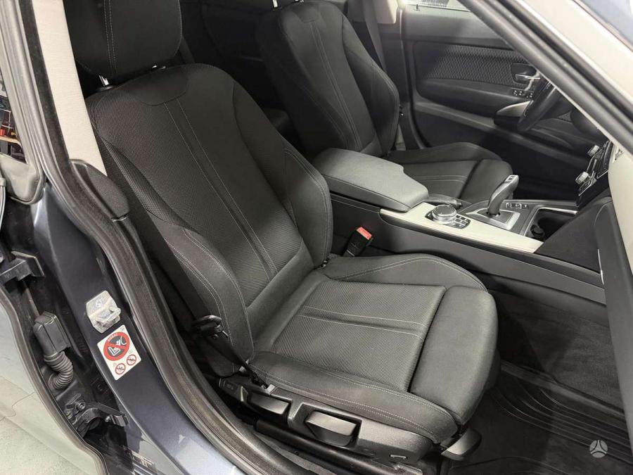 Grey BMW 320 Gran Turismo 2017 in Utena, with an engine capacity of 2.00 L and mileage of 258 thousand km for 11950 €, photo 24 on AUTOMOTO.COM.LV