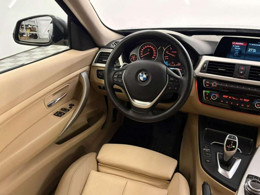 Pelēks BMW 320 Gran Turismo 2018 Marijampole, ar dzinēja tilpumu 2.00 L un nobraukumu 253 tūkst. km par 14250 €, foto 28 vietnē AUTOMOTO.COM.LV