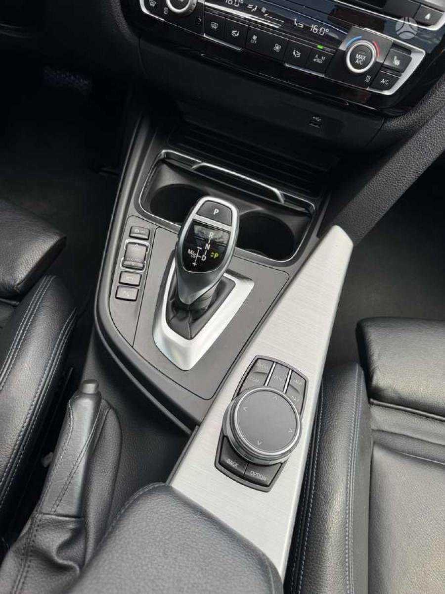Grey BMW 320 Gran Turismo 2018 in Alytus, with an engine capacity of 2.00 L and mileage of 250 thousand km for 15600 €, photo 17 on AUTOMOTO.COM.LV