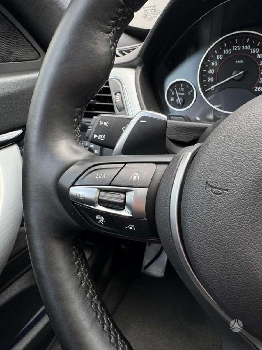 Grey BMW 320 Gran Turismo 2018 in Alytus, with an engine capacity of 2.00 L and mileage of 250 thousand km for 15600 €, photo 18 on AUTOMOTO.COM.LV