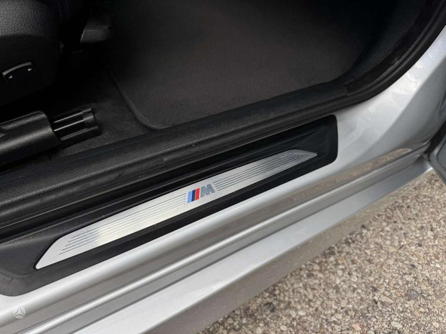 Grey BMW 320 Gran Turismo 2018 in Alytus, with an engine capacity of 2.00 L and mileage of 250 thousand km for 15600 €, photo 27 on AUTOMOTO.COM.LV