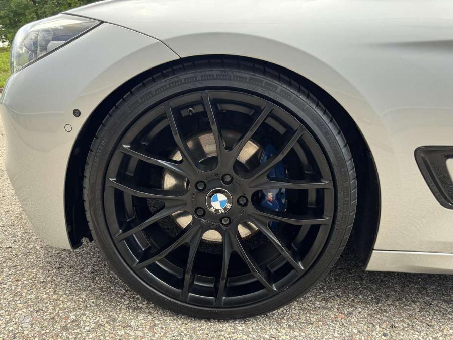 Grey BMW 320 Gran Turismo 2018 in Alytus, with an engine capacity of 2.00 L and mileage of 250 thousand km for 15600 €, photo 34 on AUTOMOTO.COM.LV