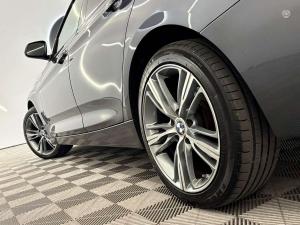 Pelēks BMW 320 Gran Turismo 2018 Marijampole, ar dzinēja tilpumu 2.00 L un nobraukumu 253 tūkst. km par 13850 €, foto 24 vietnē AUTOMOTO.COM.LV