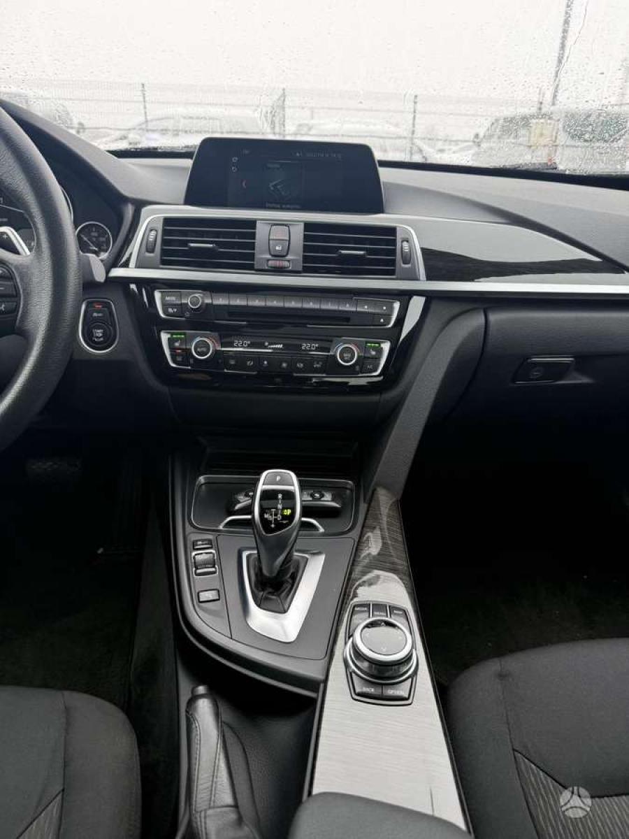 BMW 320 Gran Turismo 2017 in Marijampole, with an engine capacity of 2.00 L and mileage of 202 thousand km for 13400 €, photo 15 on AUTOMOTO.COM.LV