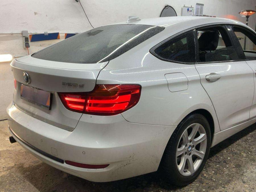 Balts BMW 320 Gran Turismo 2013 Kauņa, ar dzinēja tilpumu 2.00 L un nobraukumu 336 tūkst. km par 10999 €, foto 3 vietnē AUTOMOTO.COM.LV