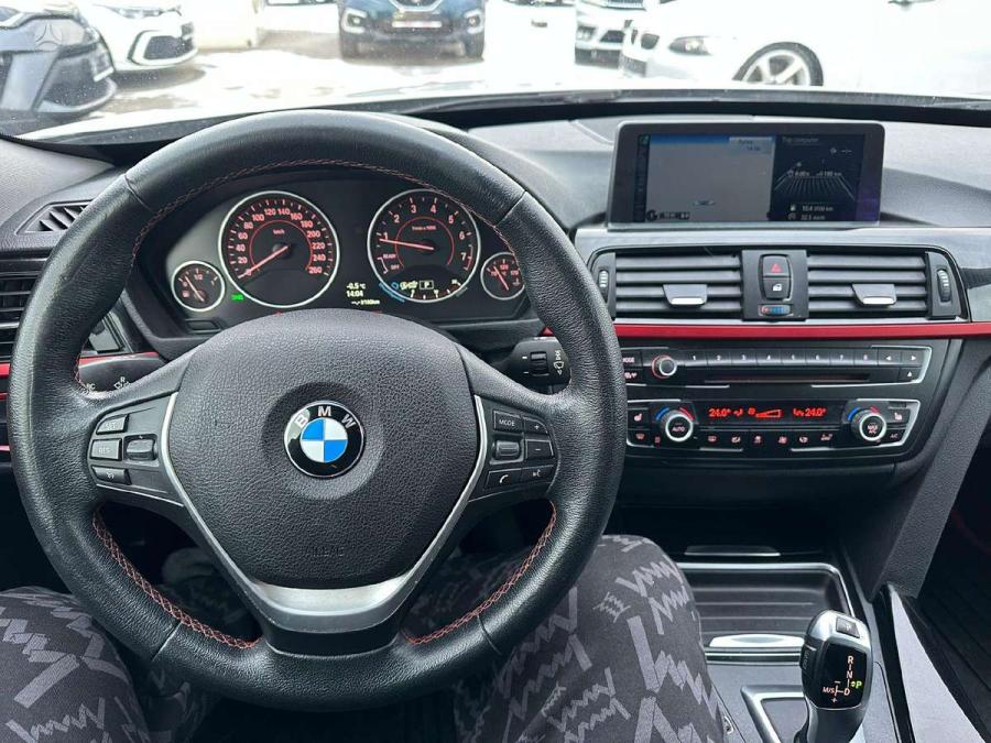 Balts BMW 320 Gran Turismo 2014 Kauņa, ar dzinēja tilpumu 2.00 L un nobraukumu 228 tūkst. km par 9650 €, foto 22 vietnē AUTOMOTO.COM.LV
