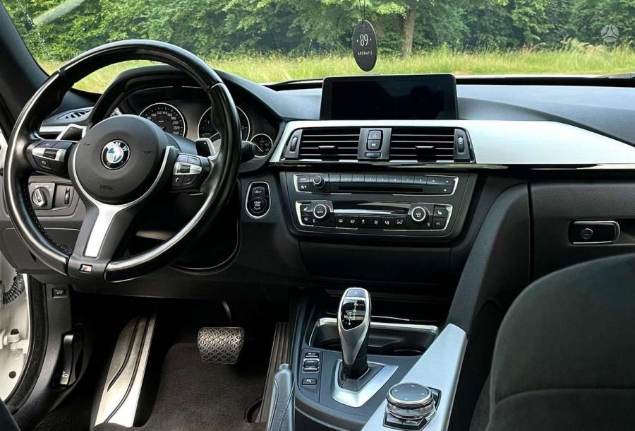 White BMW 320 Gran Turismo 2014 in Taurage, with an engine capacity of 2.00 L and mileage of 215 thousand km for 12500 €, photo 19 on AUTOMOTO.COM.LV