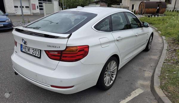 Balts BMW 320 Gran Turismo 2014 Viļņa, ar dzinēja tilpumu 2.00 L un nobraukumu 112 tūkst. km par 12700 €, foto 7 vietnē AUTOMOTO.COM.LV