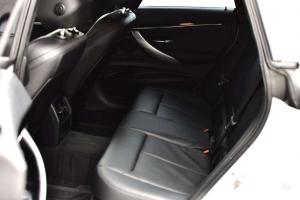 White BMW 320 Gran Turismo 2014 in Kretinga, with an engine capacity of 2.00 L and mileage of 290 thousand km for 12650 €, photo 16 on AUTOMOTO.COM.LV