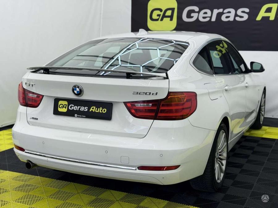 Белый БМВ 320 Gran Turismo 2014 в Вильнюс, объемом двигателя 2.00 л и пробегом 112 тыс. км за 11100 €, фото 7 на AUTOMOTO.COM.LV