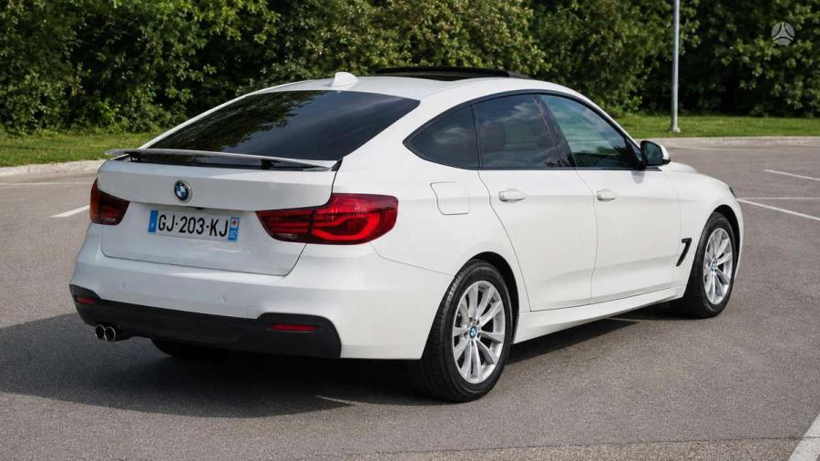 White BMW 320 Gran Turismo 2016 in Elektrenai, with an engine capacity of 2.00 L and mileage of 241 thousand km for 14800 €, photo 6 on AUTOMOTO.COM.LV