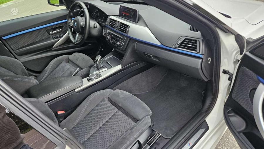White BMW 320 Gran Turismo 2016 in Elektrenai, with an engine capacity of 2.00 L and mileage of 241 thousand km for 14800 €, photo 18 on AUTOMOTO.COM.LV