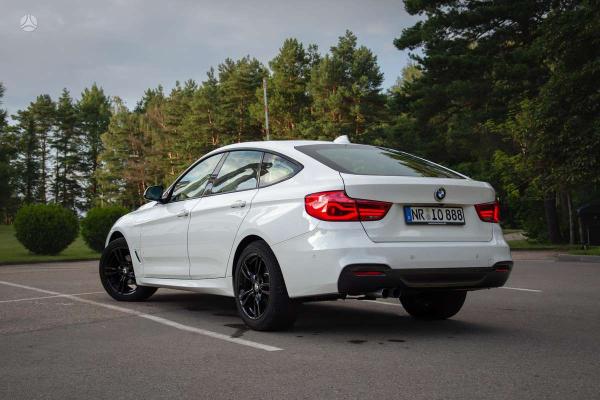 White BMW 320 Gran Turismo 2017 in Elektrenai, with an engine capacity of 2.00 L and mileage of 280 thousand km for 14950 €, photo 5 on AUTOMOTO.COM.LV