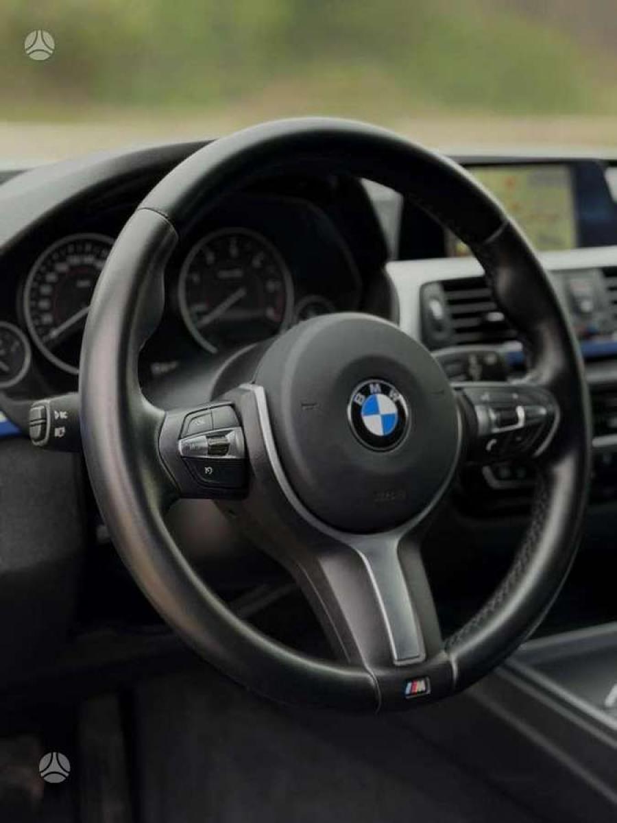 White BMW 320 Gran Turismo 2017 in Siauliai, with an engine capacity of 2.00 L and mileage of 250 thousand km for 16750 €, photo 22 on AUTOMOTO.COM.LV