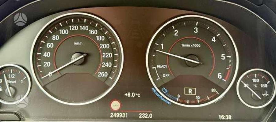 White BMW 320 Gran Turismo 2017 in Siauliai, with an engine capacity of 2.00 L and mileage of 250 thousand km for 16750 €, photo 38 on AUTOMOTO.COM.LV