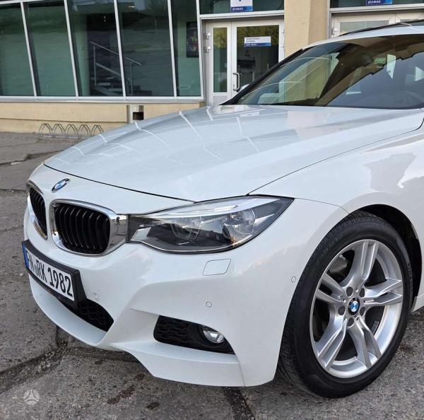 White BMW 320 Gran Turismo 2018 in Elektrenai, with an engine capacity of 2.00 L and mileage of 302 thousand km for 15300 €, photo 5 on AUTOMOTO.COM.LV