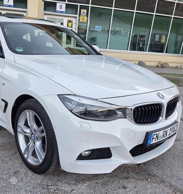 White BMW 320 Gran Turismo 2018 in Elektrenai, with an engine capacity of 2.00 L and mileage of 302 thousand km for 15300 €, photo 6 on AUTOMOTO.COM.LV