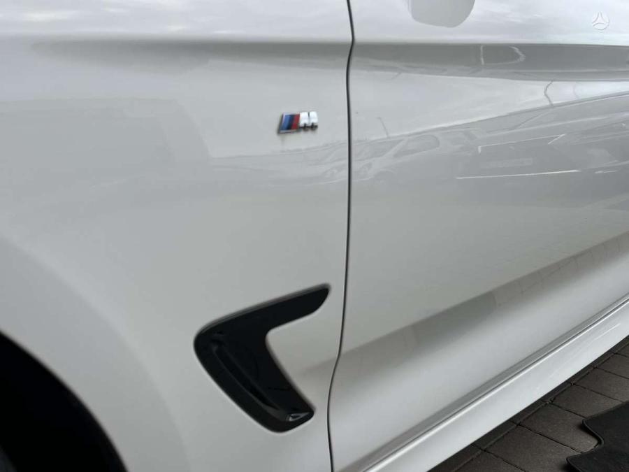 White BMW 320 Gran Turismo 2018 in Kaunas, with an engine capacity of 2.00 L and mileage of 128 thousand km for 17600 €, photo 14 on AUTOMOTO.COM.LV