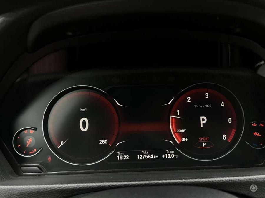 White BMW 320 Gran Turismo 2018 in Kaunas, with an engine capacity of 2.00 L and mileage of 128 thousand km for 17600 €, photo 17 on AUTOMOTO.COM.LV