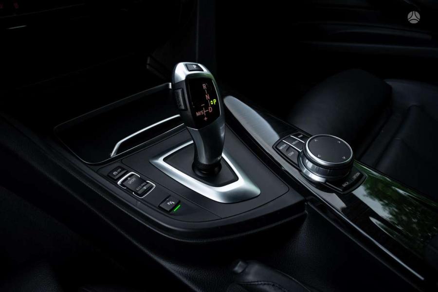 Balts BMW 320 Gran Turismo 2018 Elektrėnai, ar dzinēja tilpumu 2.00 L un nobraukumu 224 tūkst. km par 15950 €, foto 25 vietnē AUTOMOTO.COM.LV