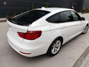 White BMW 320 Gran Turismo 2014 in Klaipeda, with an engine capacity of 2.00 L and mileage of 261 thousand km for 6996 €, photo 5 on AUTOMOTO.COM.LV