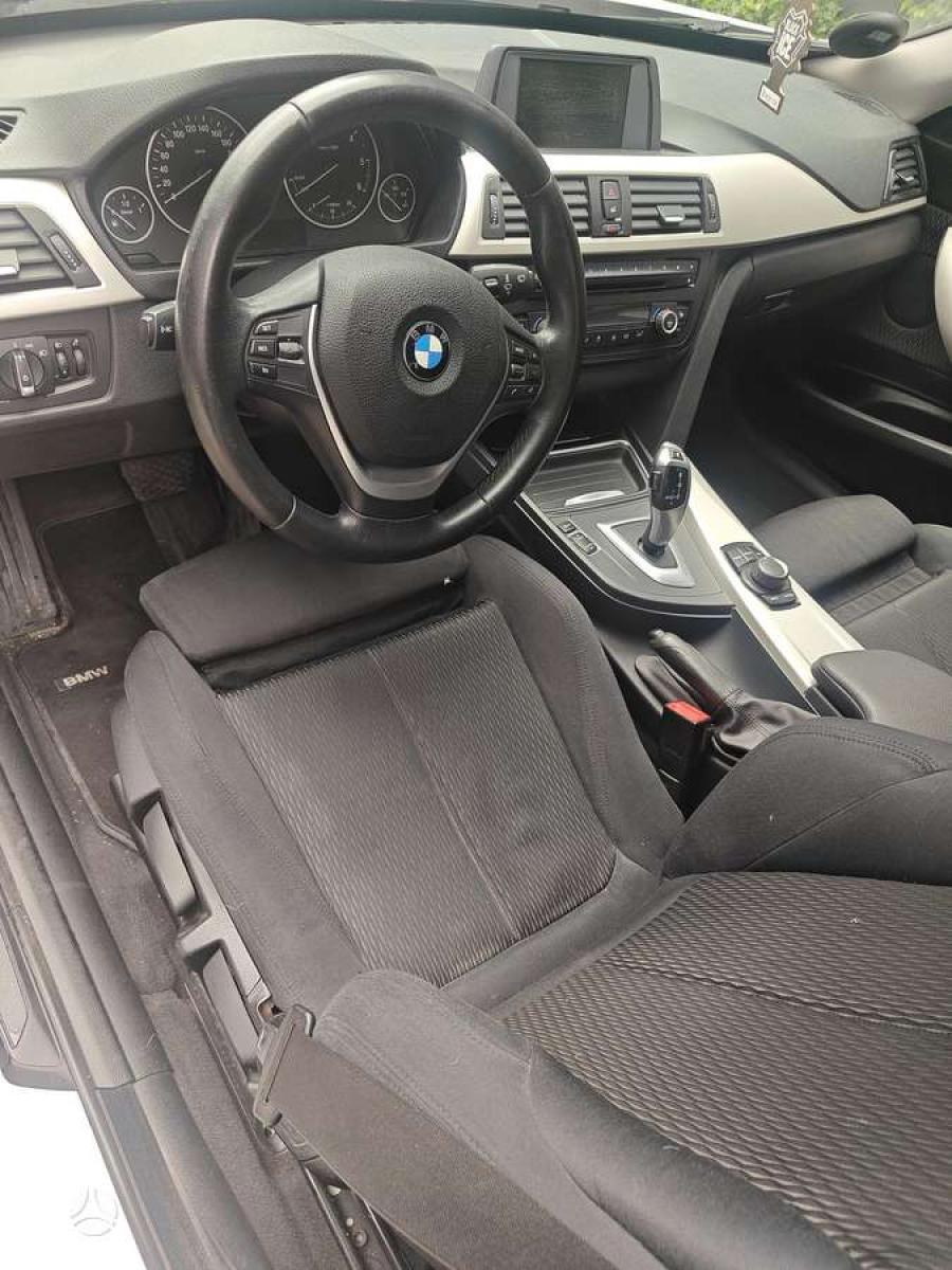 White BMW 320 Gran Turismo 2014 in Klaipeda, with an engine capacity of 2.00 L and mileage of 261 thousand km for 6996 €, photo 6 on AUTOMOTO.COM.LV