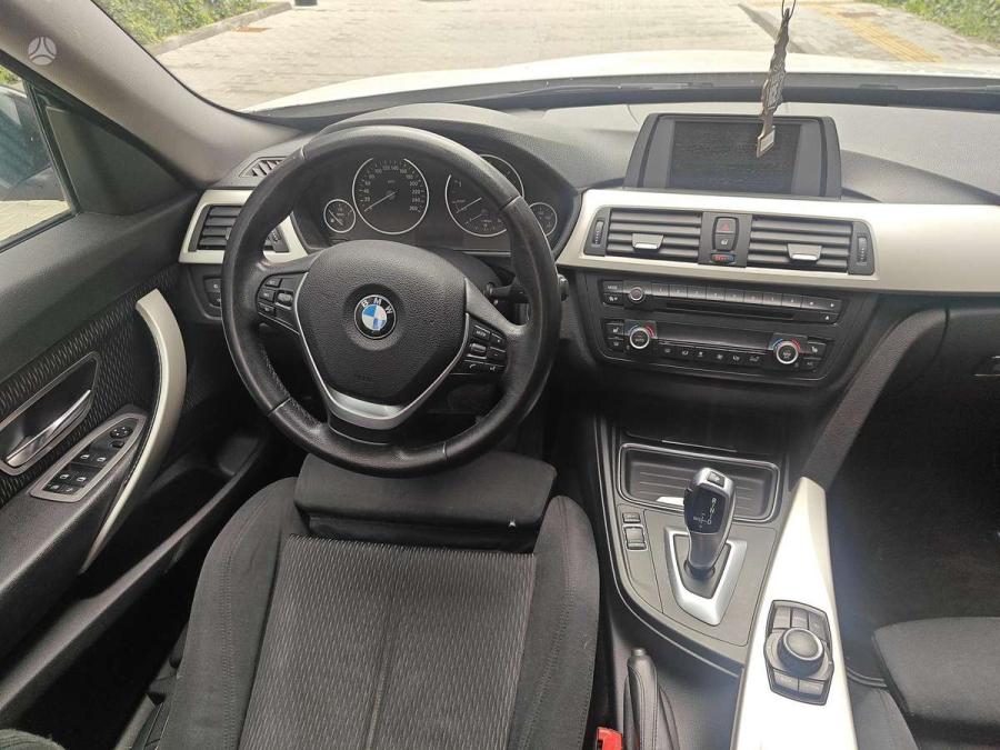 White BMW 320 Gran Turismo 2014 in Klaipeda, with an engine capacity of 2.00 L and mileage of 261 thousand km for 6996 €, photo 8 on AUTOMOTO.COM.LV