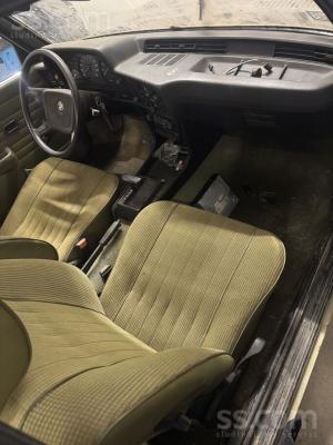 Green BMW 320 1979 in Saldus, with an engine capacity of 2.00 L and mileage of 150 thousand km for 3000 €, photo 8 on AUTOMOTO.COM.LV