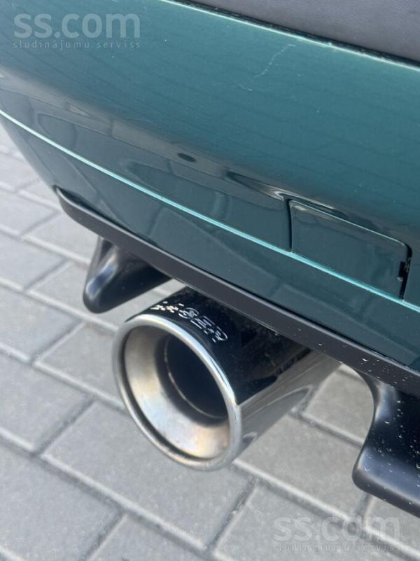 Zaļš BMW 320 1992 Rīga, ar dzinēja tilpumu 2.00 L un nobraukumu 285 tūkst. km par 3499 €, foto 6 vietnē AUTOMOTO.COM.LV