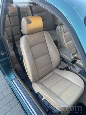 Zaļš BMW 320 1992 Rīga, ar dzinēja tilpumu 2.00 L un nobraukumu 285 tūkst. km par 3499 €, foto 11 vietnē AUTOMOTO.COM.LV