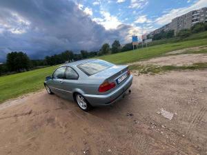 Green BMW 320 2004 in Vilnius, with an engine capacity of 2.00 L and mileage of 314 thousand km for 2600 €, photo 16 on AUTOMOTO.COM.LV