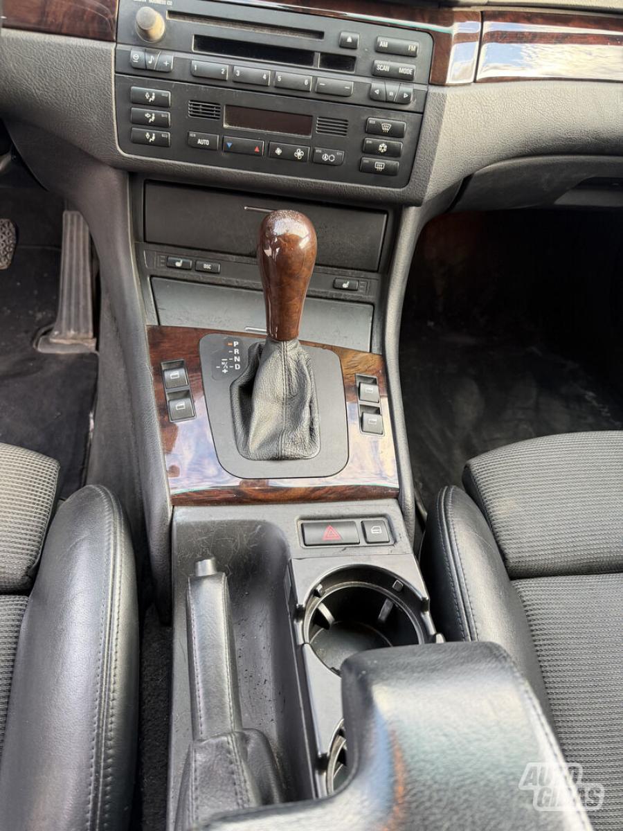 Zaļš BMW 320 2003 Viļņa, ar dzinēja tilpumu 2.00 L un nobraukumu 261 tūkst. km par 2699 €, foto 9 vietnē AUTOMOTO.COM.LV