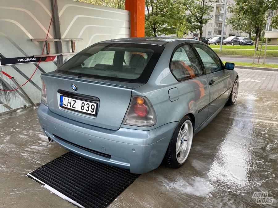 Green BMW 320 2003 in Vilnius, with an engine capacity of 2.00 L and mileage of 330 thousand km for 3300 €, photo 3 on AUTOMOTO.COM.LV