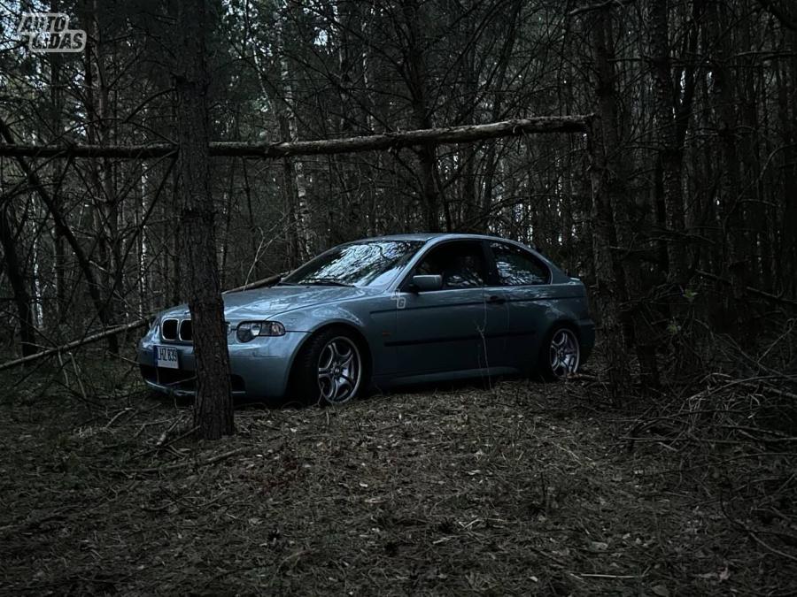 Green BMW 320 2003 in Vilnius, with an engine capacity of 2.00 L and mileage of 330 thousand km for 3300 €, photo 5 on AUTOMOTO.COM.LV