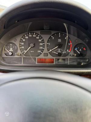 Green BMW 320 2003 in Vilnius, with an engine capacity of 2.00 L and mileage of 261 thousand km for 2199 €, photo 10 on AUTOMOTO.COM.LV