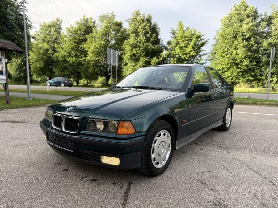 Zaļš BMW 320 1994 Ogre, ar dzinēja tilpumu 2.00 L un nobraukumu 222 tūkst. km par 4499 €, foto 4 vietnē AUTOMOTO.COM.LV