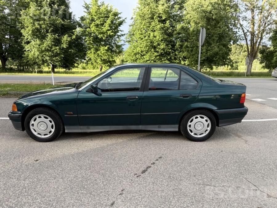 Zaļš BMW 320 1994 Ogre, ar dzinēja tilpumu 2.00 L un nobraukumu 222 tūkst. km par 4499 €, foto 9 vietnē AUTOMOTO.COM.LV