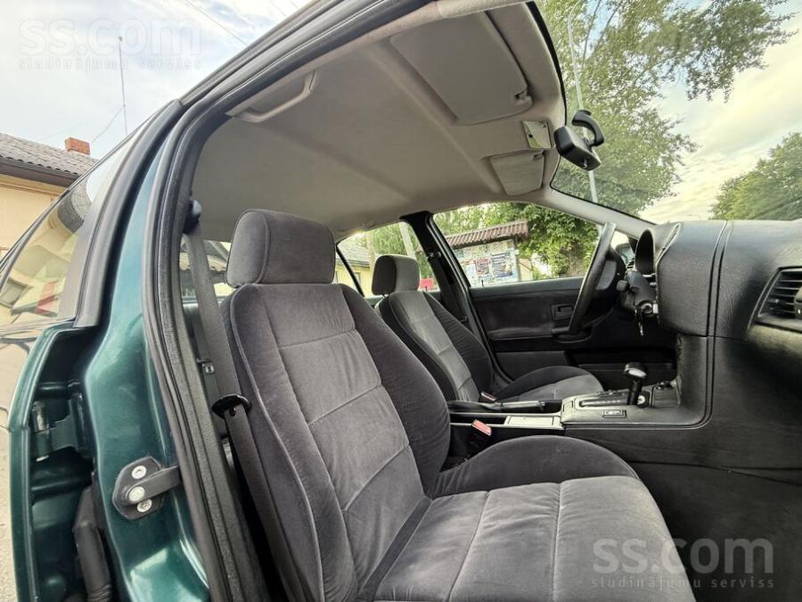 Zaļš BMW 320 1994 Ogre, ar dzinēja tilpumu 2.00 L un nobraukumu 222 tūkst. km par 4499 €, foto 13 vietnē AUTOMOTO.COM.LV